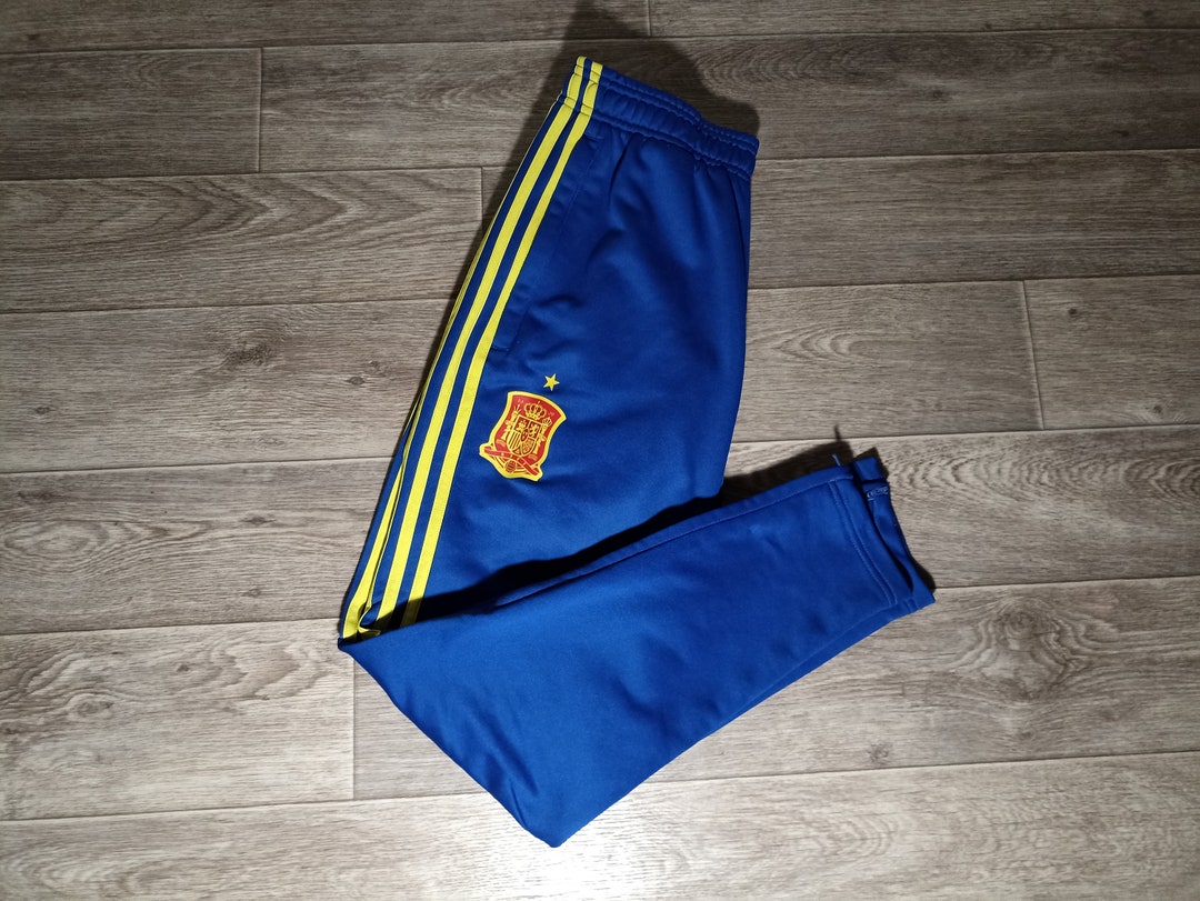 Spain Espana National Football Team Season 2015/16 Men's Sports ...