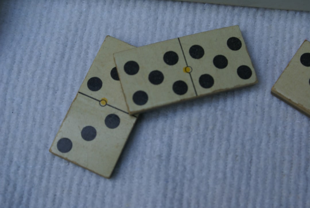 Vintage Pressed Paper Domino Game Complete 28 Pieces, Dominoes - Etsy