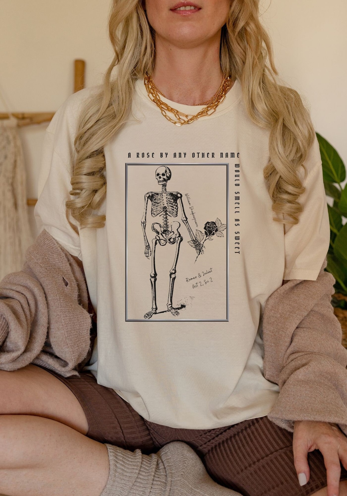 Romeo and Juliet Shakespeare Shirt Light Academia Poet Shirt ...