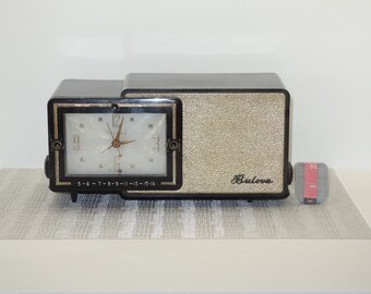 Tozai Clock Radio 2233T AM/FM Clear See Thru Alarm Clock 1998 Vintage ...
