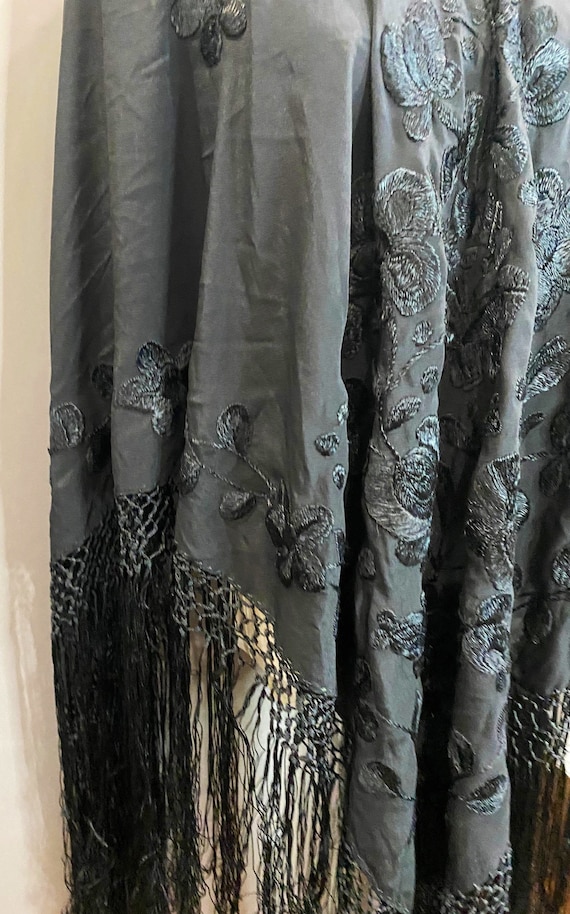 antique piano shawl - Gem