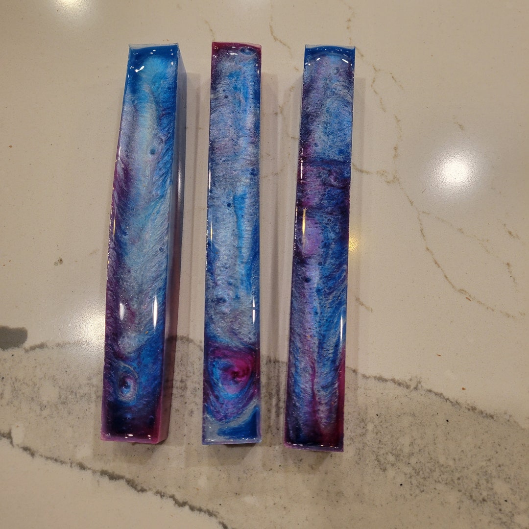 Resin Pen Blank, Red-violet, Sky Blue, and Pearl White Mica Pigment in ...