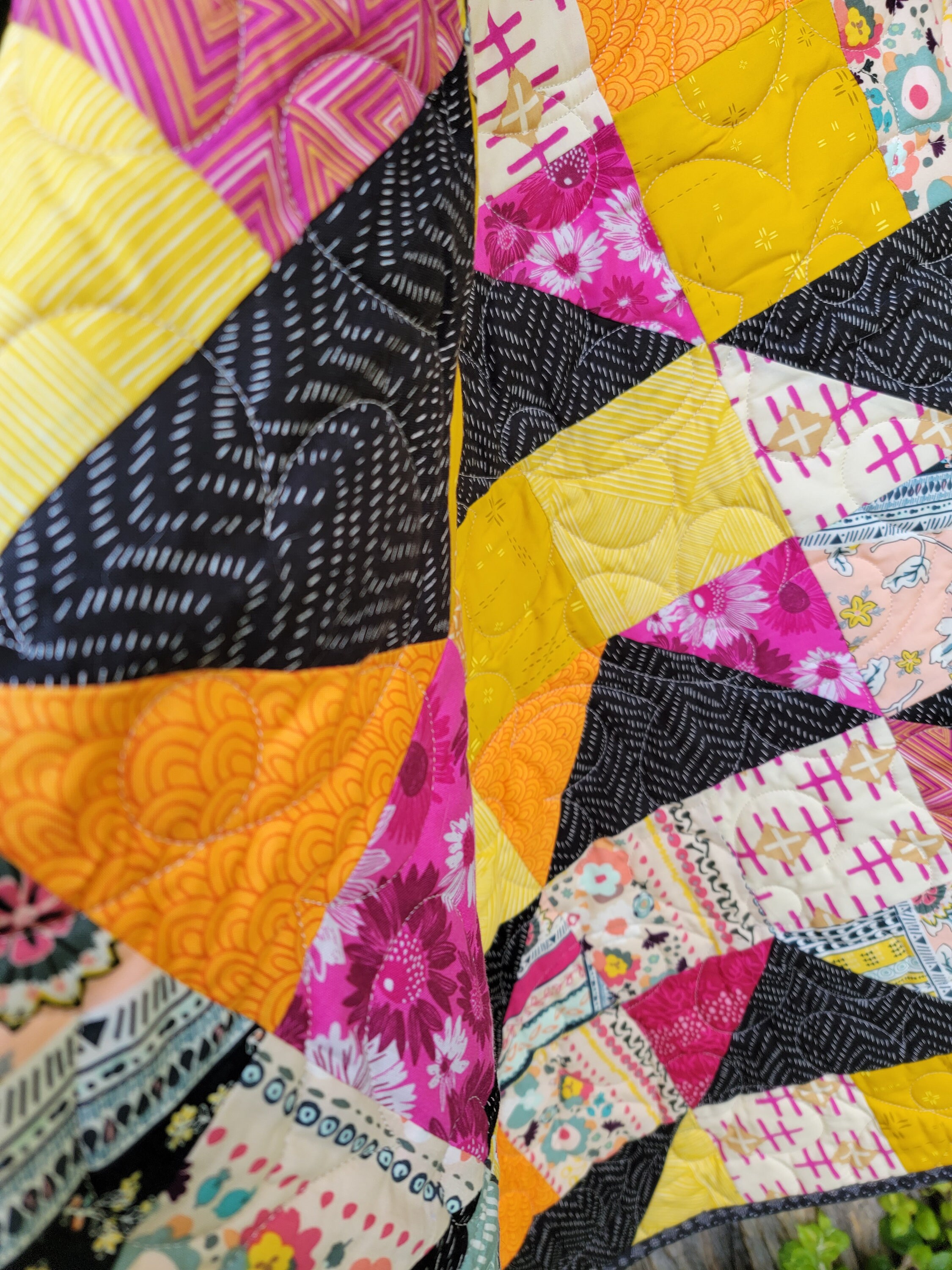 Bright Yellow and Pink Quilt, Modern Quilt - Etsy