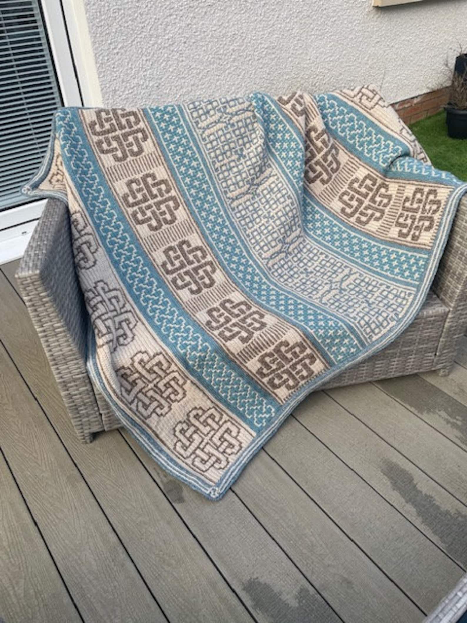 Celtic Love Mosaic Crochet Blanket - Etsy