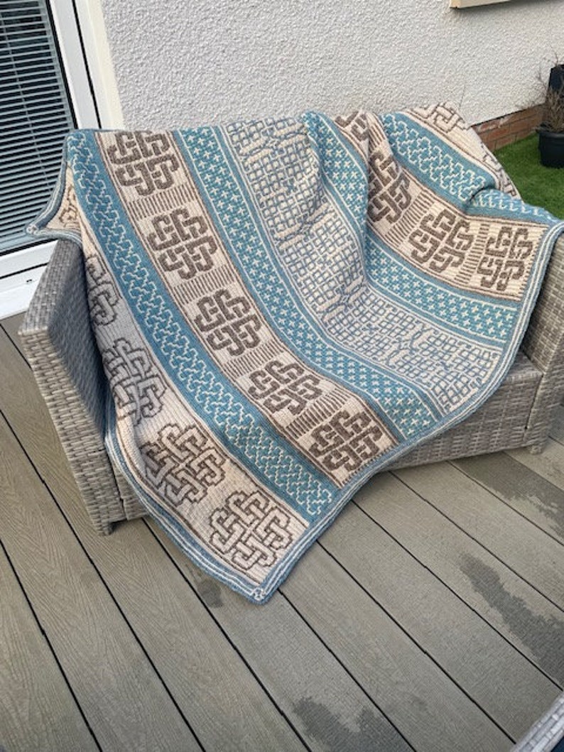 Celtic Love Mosaic Crochet Blanket - Etsy