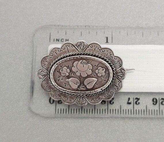 Antique 1890 Sterling Silver Engraved Rose Flower Bro… - Gem