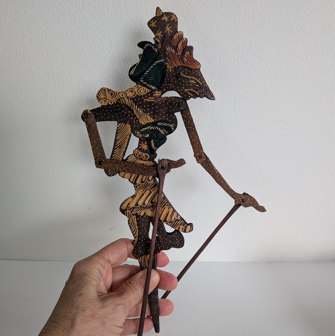 VINTAGE Balinese Wood Carved Hand Wayang Kulit shadow Stick Puppet ...