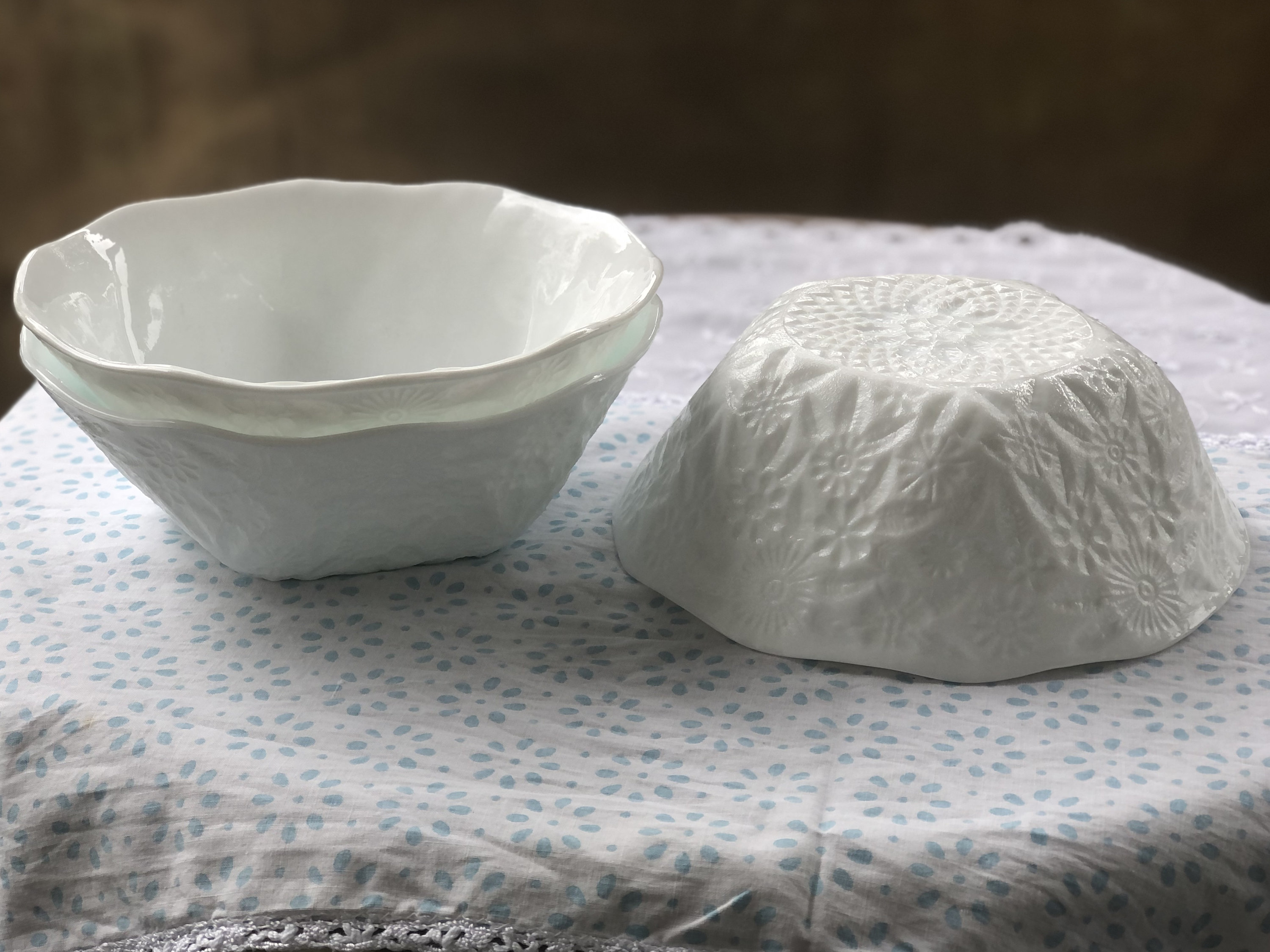 White Milk Glass Bowl Daisy Pattern Lot of 3 - Etsy