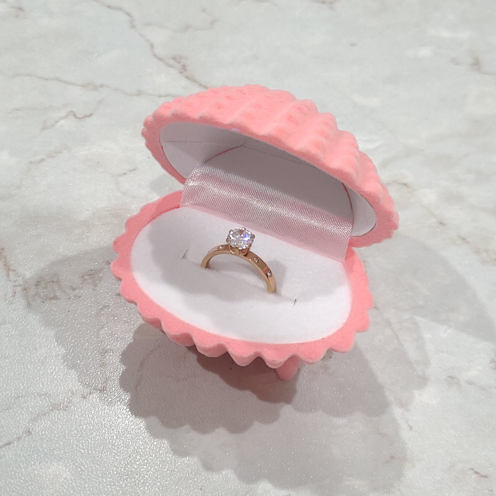Clam Shell Ring Box | Gift Box | Jewelry Box | Proposal Box | Ring Box ...