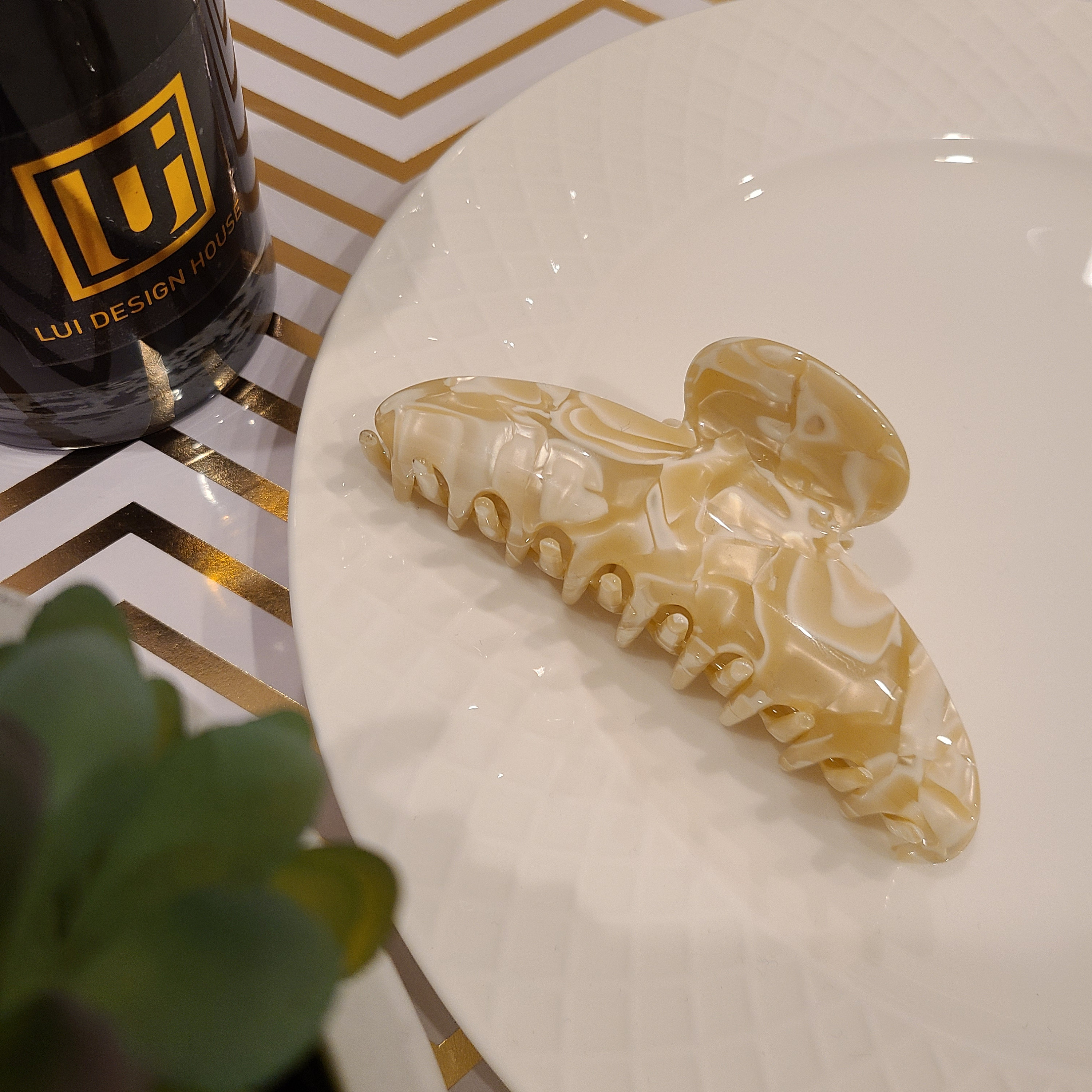 Pearl Large Acetate Tortoise Shell Jaw Hair Clip | Etsy