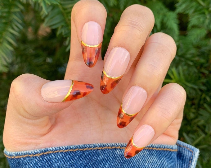 Tortoise Tips Press on Nails Handpainted False Nails Almond Nails ...