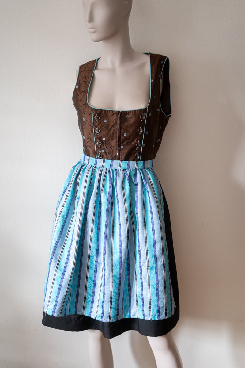 Vintage Dirndl Dress / Bavarian German Folkwear / Trachten - Etsy