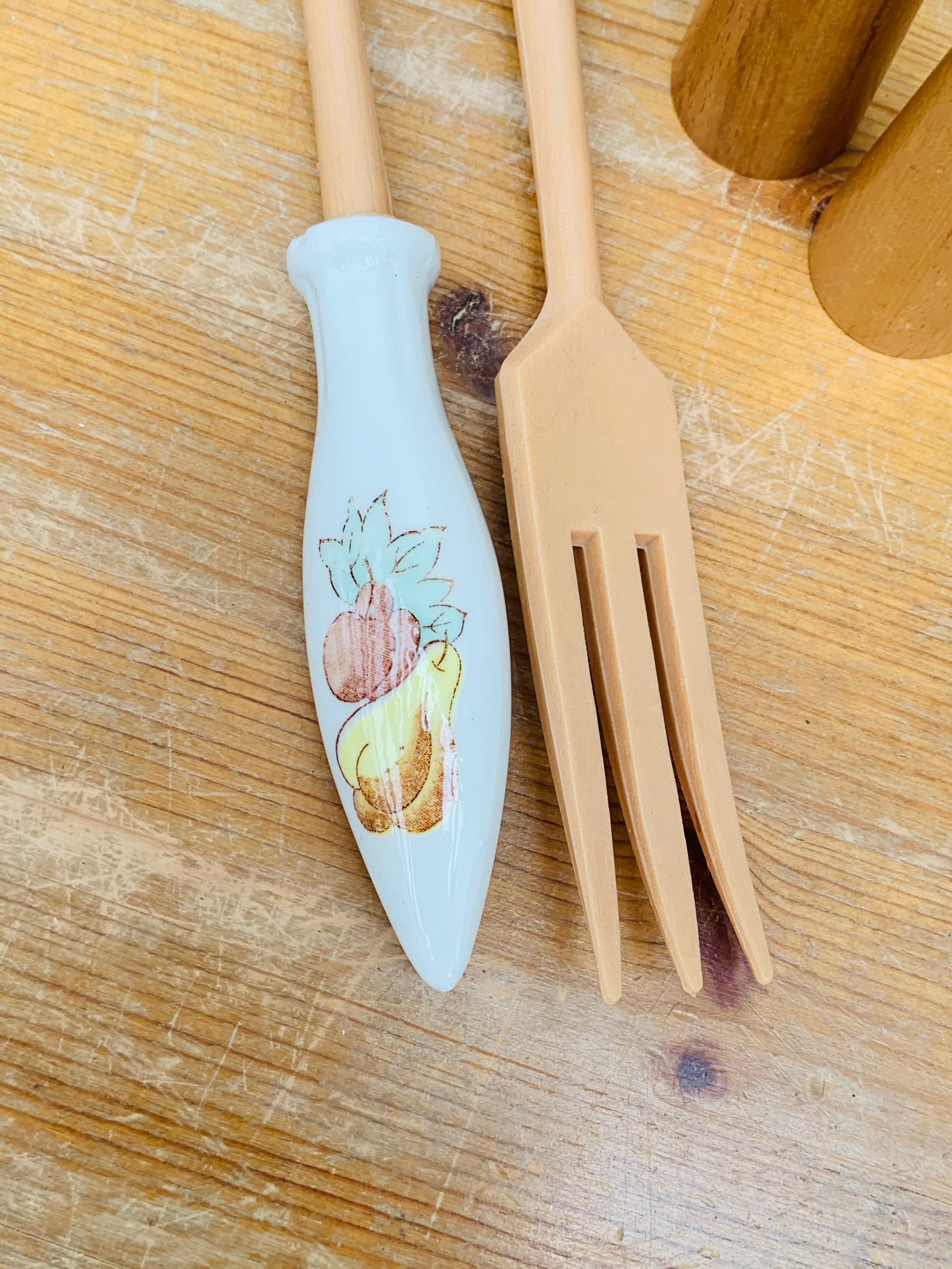 Retro Mid Century Hostess Server Set Salad Servers Salt and Pepper ...