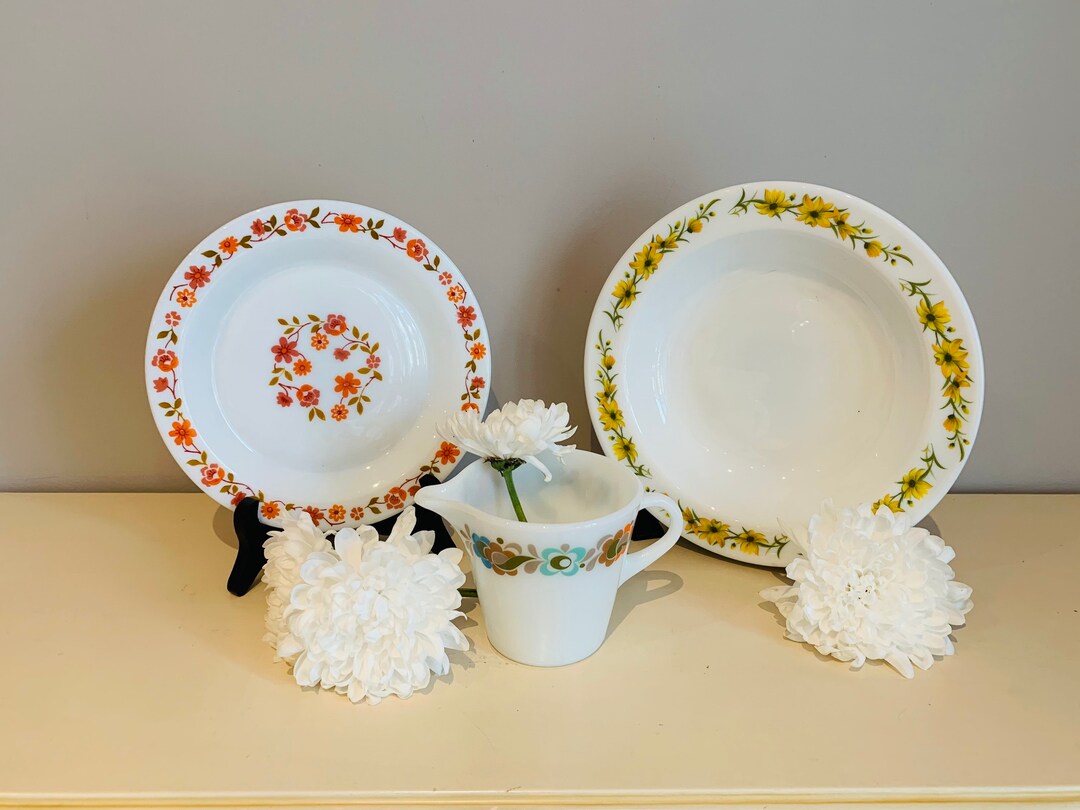 Vintage 1970s Pyrex Dinner and Serving Ware JAJ Tempo, Arcopal France ...
