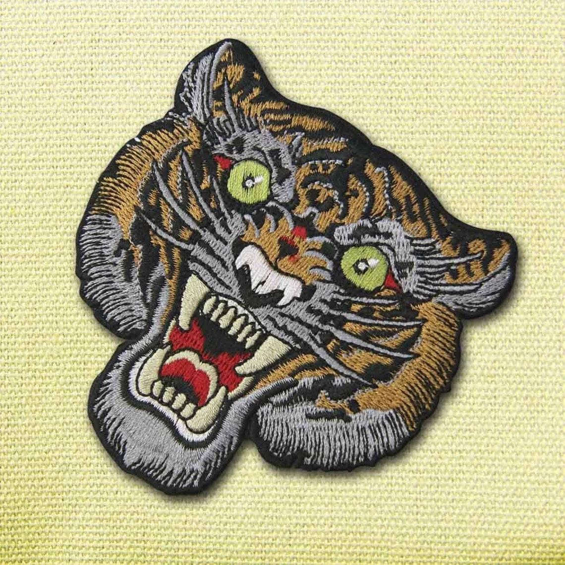 Roaring Tiger Head Iron On Patch Classic vintage embroidered | Etsy