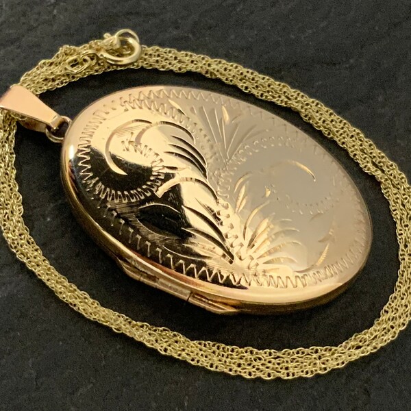 Gold Locket - Etsy