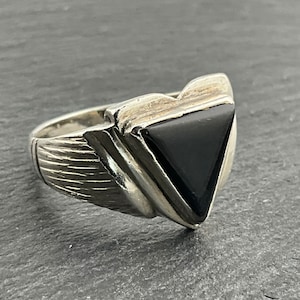 Vintage Triangle Black Onyx Sterling Silver Statement Ring, UK Size T ...