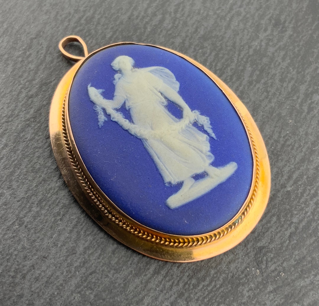 Vintage 9ct Gold Cameo Wedgewood Pendant - Etsy