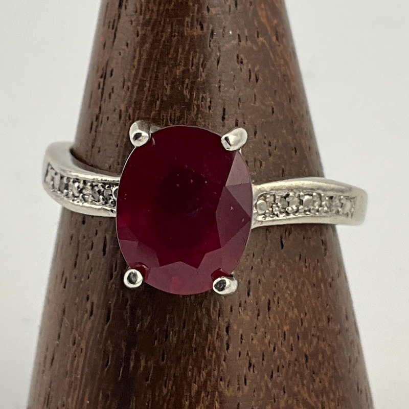 Size R Ruby Ring - Etsy UK