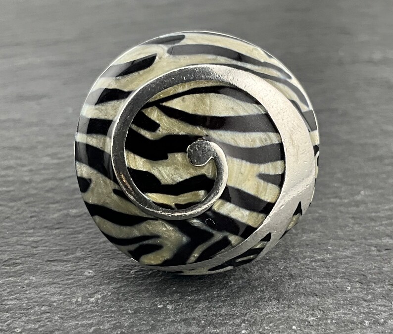 Vintage Inlaid Glass Zebra Stripes Sterling Silver Statement Ring, UK ...