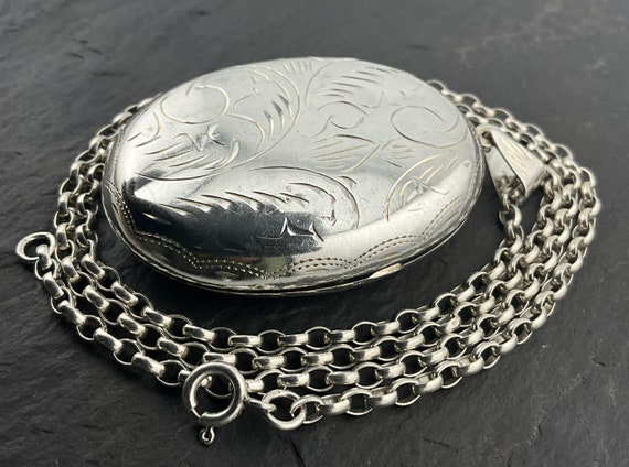 Vintage Large Sterling Silver Locket Pendant Necklace - Gem