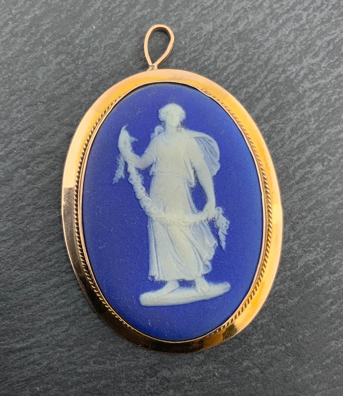 Vintage 9ct Gold Cameo Wedgewood Pendant - Etsy