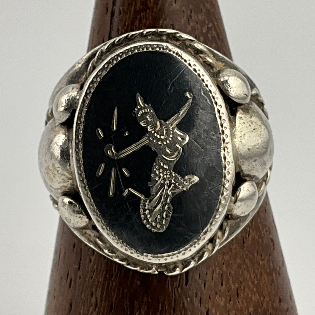 Vintage Enamel Siam Dancer Sterling Silver Torque Signet Ring, UK Size ...