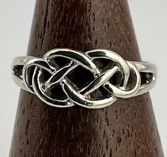 Vintage 9ct White Gold Celtic Twist Pinky Ring, UK Si… - Gem