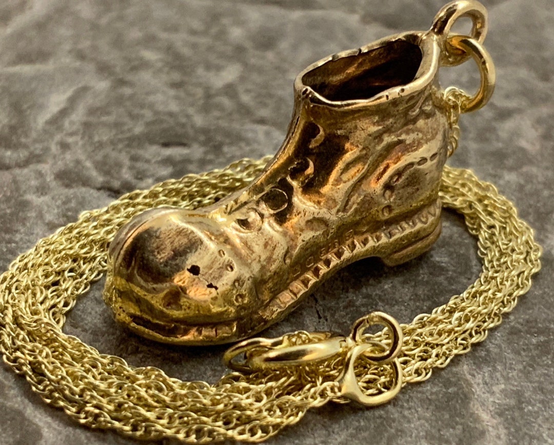 Vintage 9ct Gold Boot Pendant Necklace - Etsy