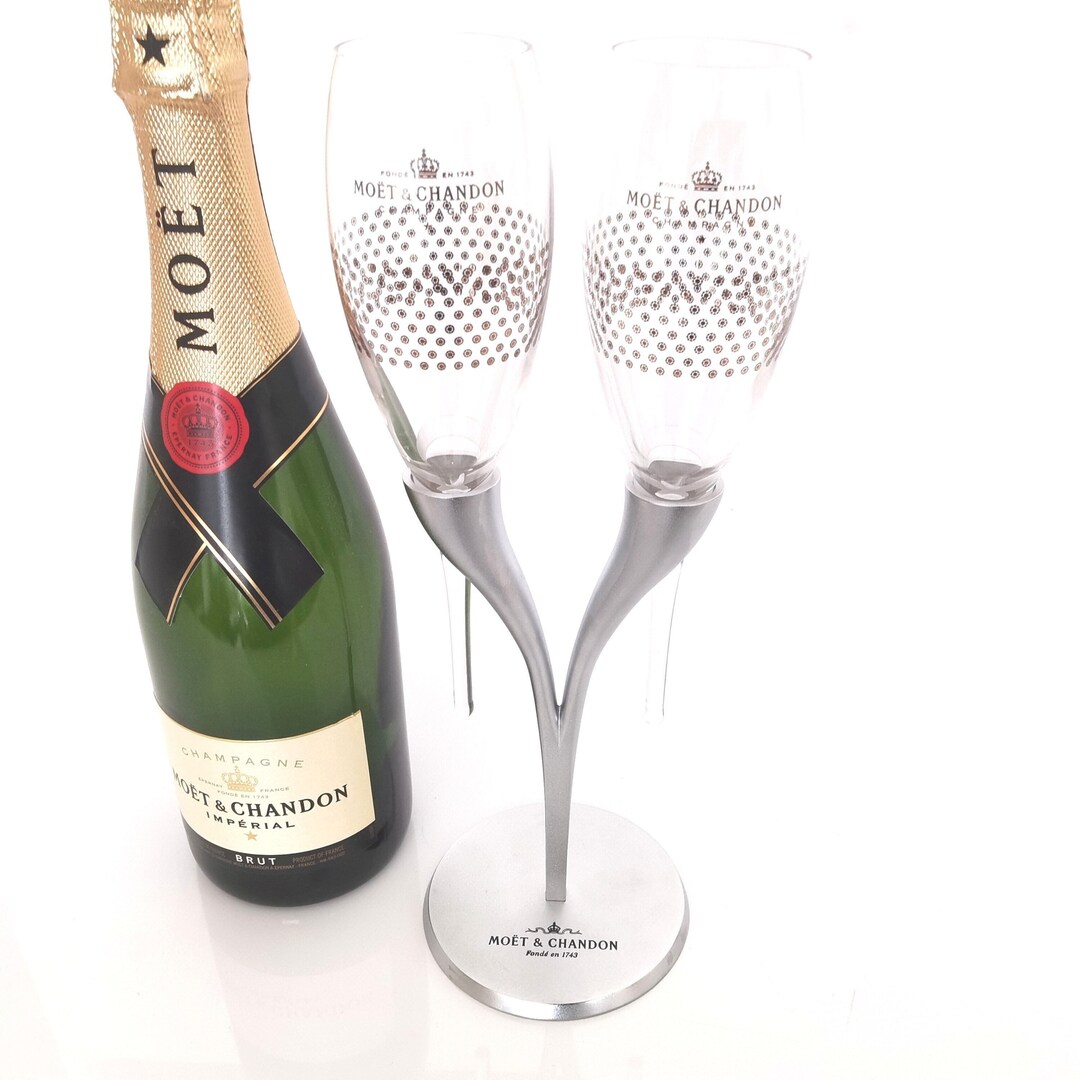 Duo of Flutes Moët & Chandon Toi Et Moi / MINT Twinset Candelabra ...