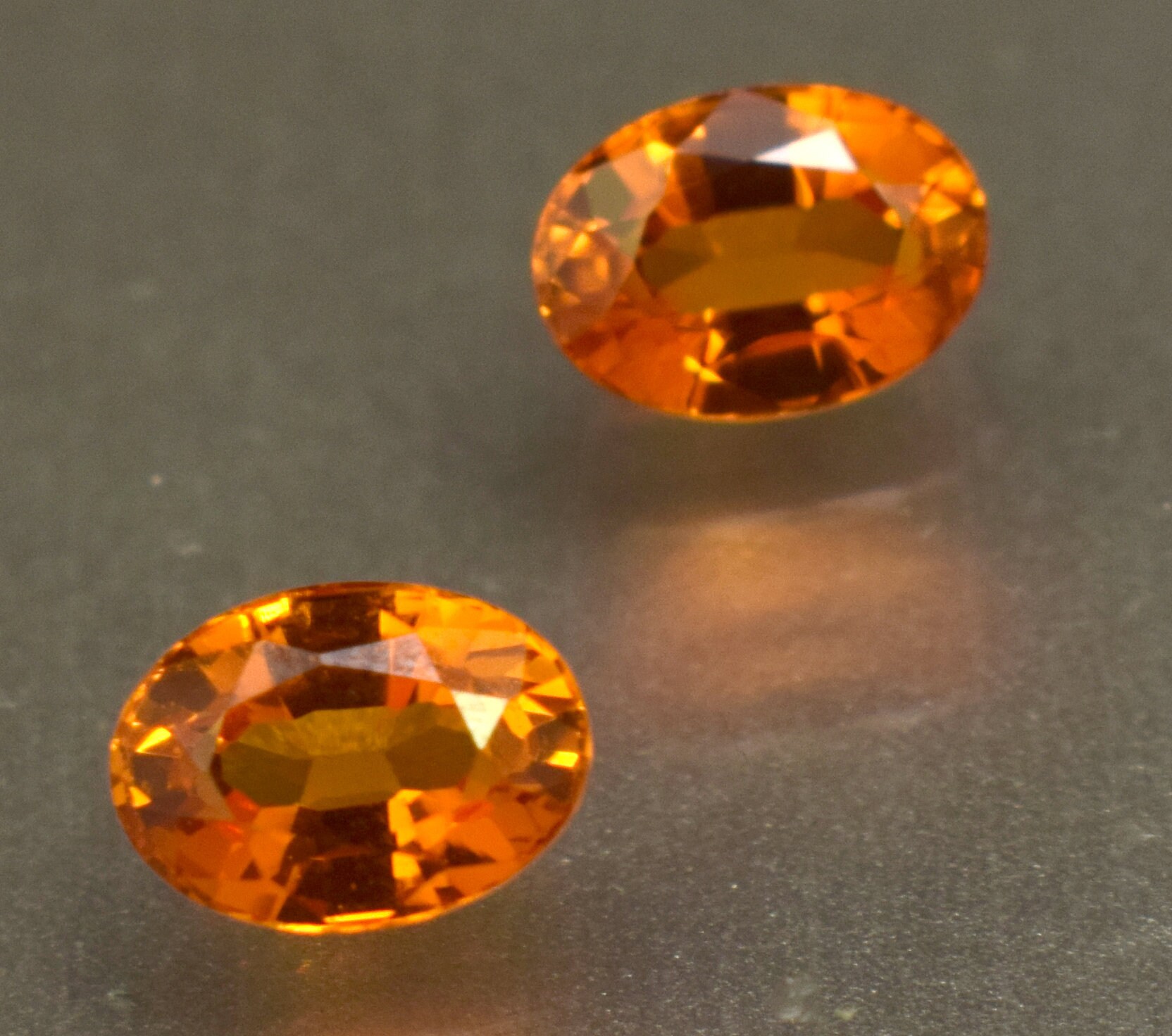 Natural Certified Orange Sapphire Oval Cut 2.85 Ct Loose Gemstone ...