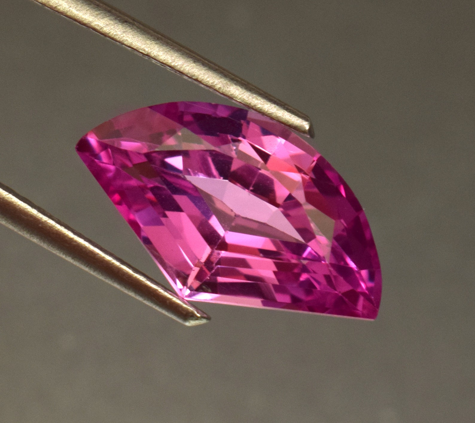 Natural Certified Pink Sapphire Triangle Cut Loose Gemstone 5 - Etsy