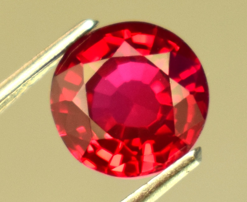 Natural Certified Pigeon Blood Mozambique Red Ruby Round Cut 4.35 Ct ...