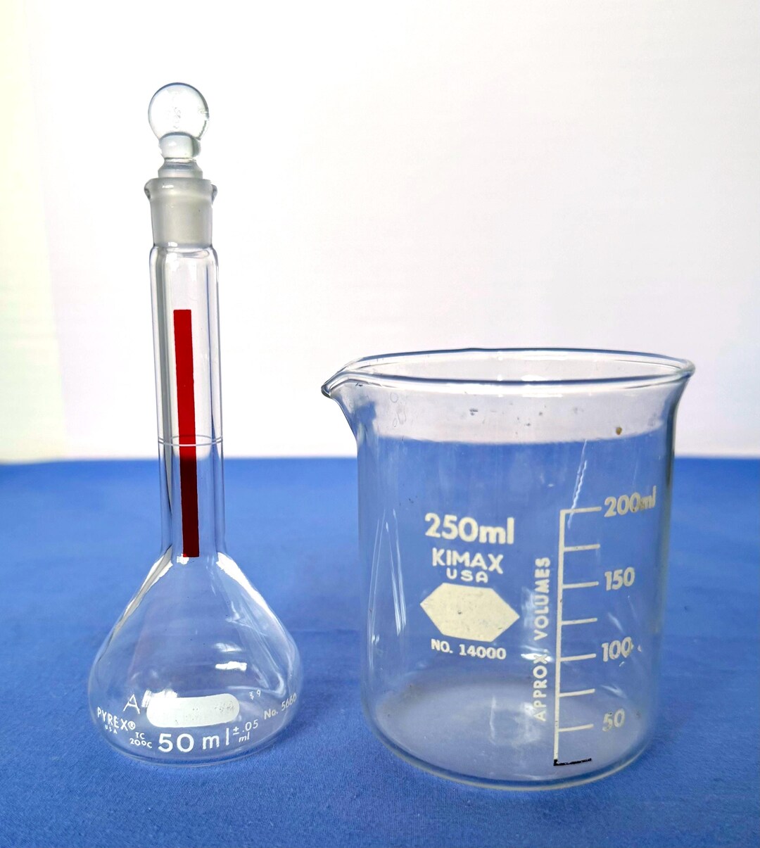 Vintage Volumetric Flask and Beaker-pyrex 50ml No. 5660 With Glass ...