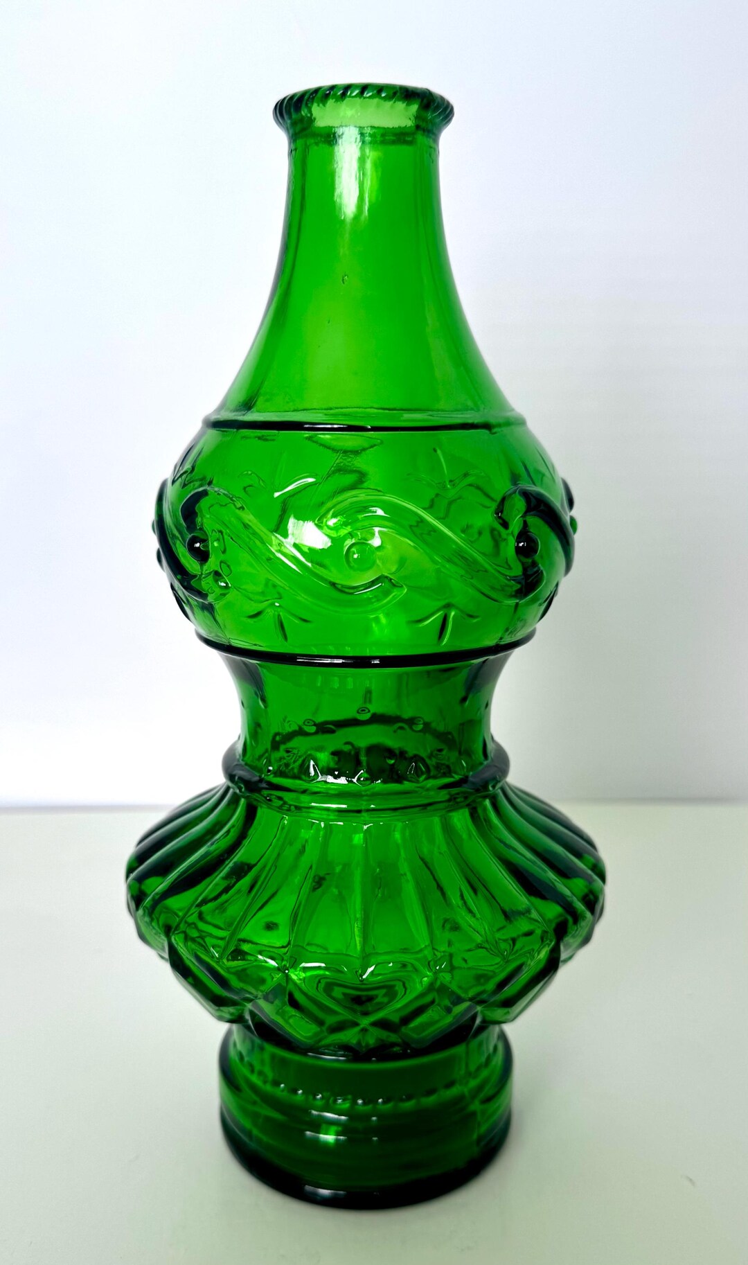 Vintage Genie Vase-wheaton NJ USA Emerald Green-9.75” - Etsy
