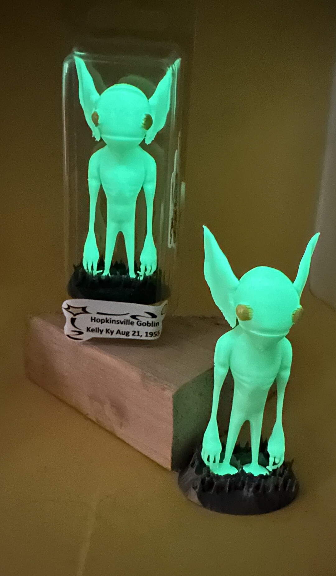 Hopkinsville Goblin "glow in the Dark" - Etsy