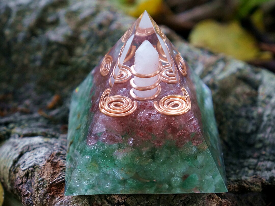 Crystal Orgone Pyramid, Reiki Healing Chakra Meditation Real Orgonite ...