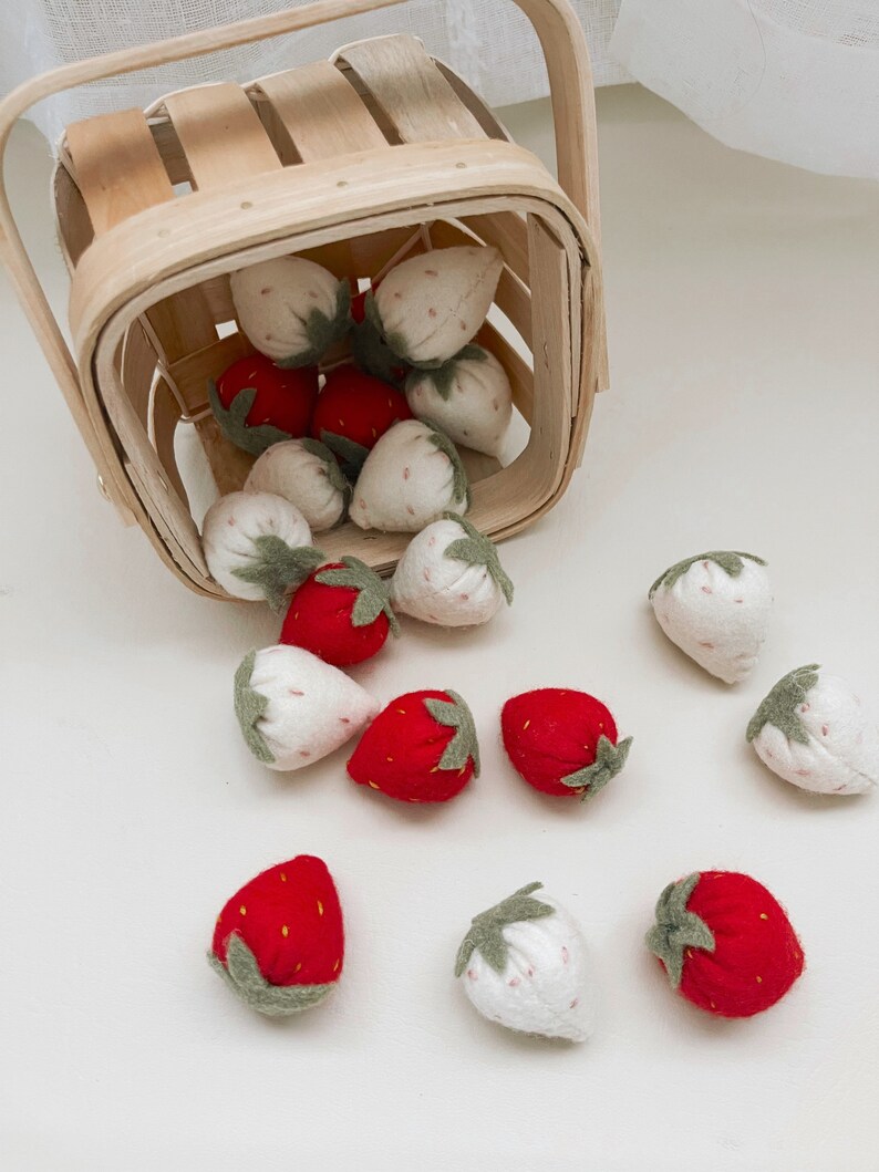 Felt Strawberries | Pretend Food | Play Kitchen - Etsy