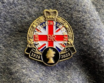 Queen Elizabeth Badge - Etsy