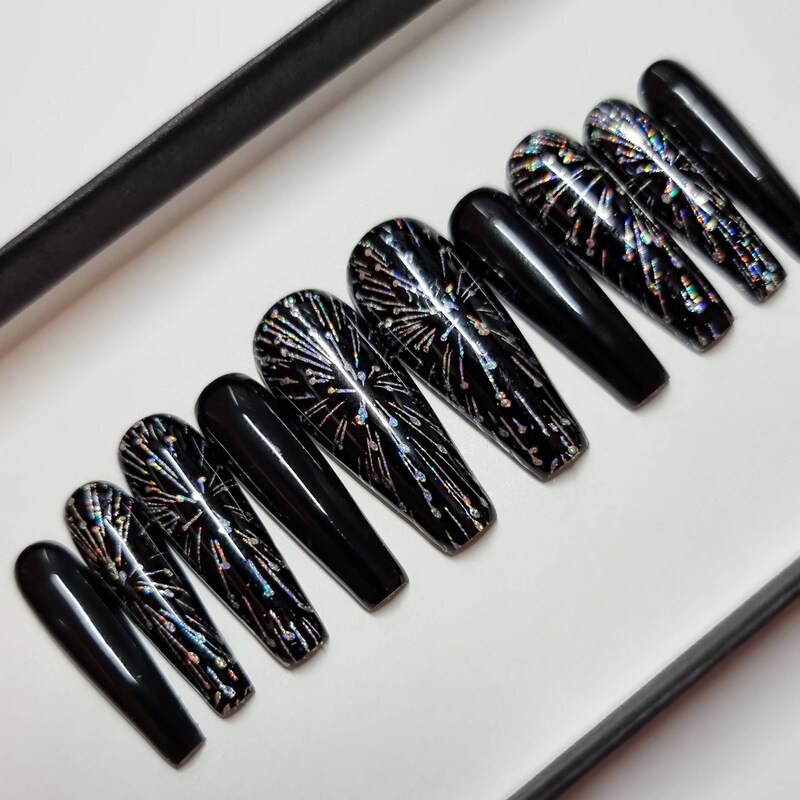 Hand Painted Fake Nails - Etsy