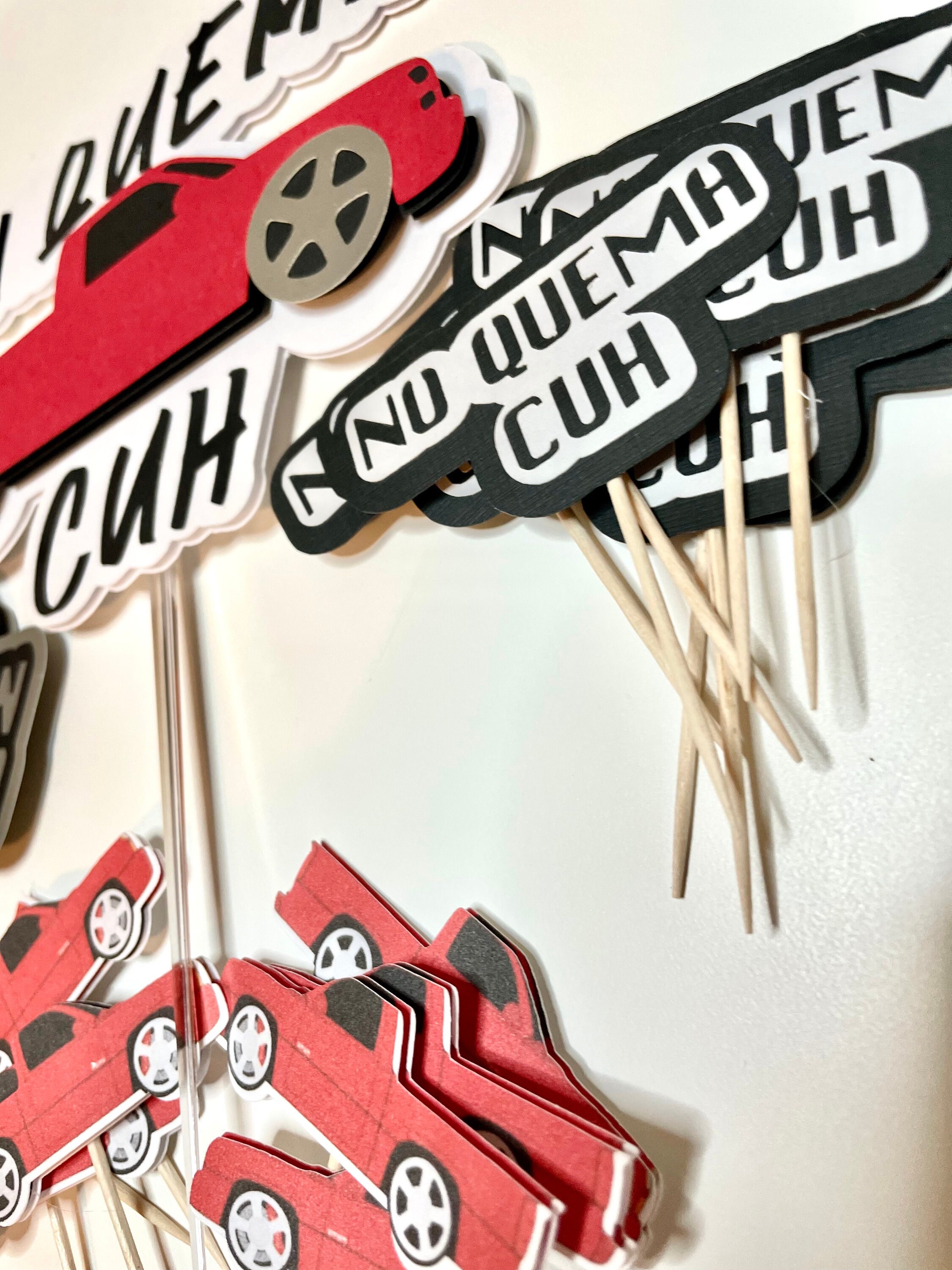 Si Quema Cuh Cake Topper W/ Cupcake Toppers physical Order - Etsy