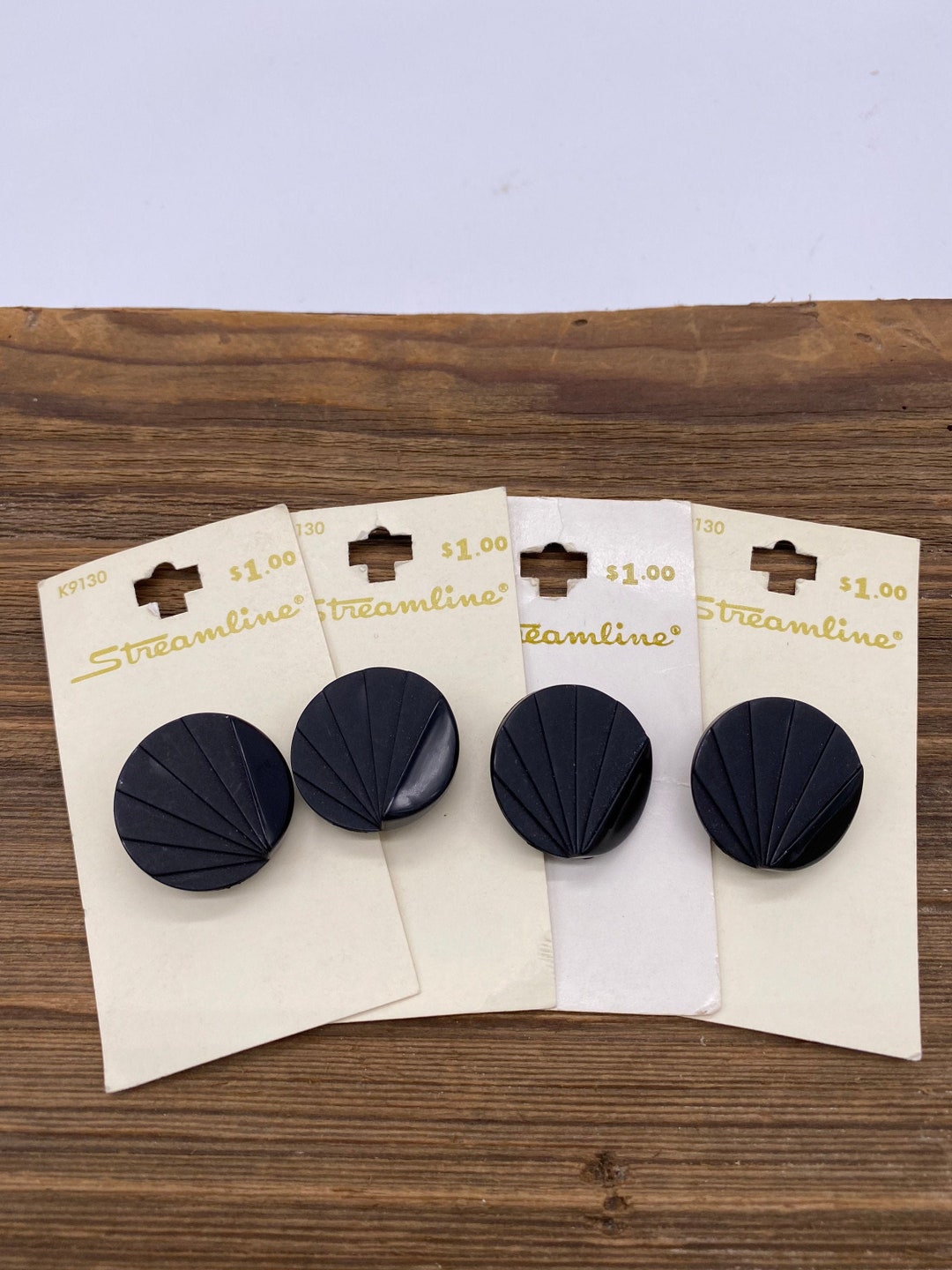 Black Streamline Buttons - Etsy