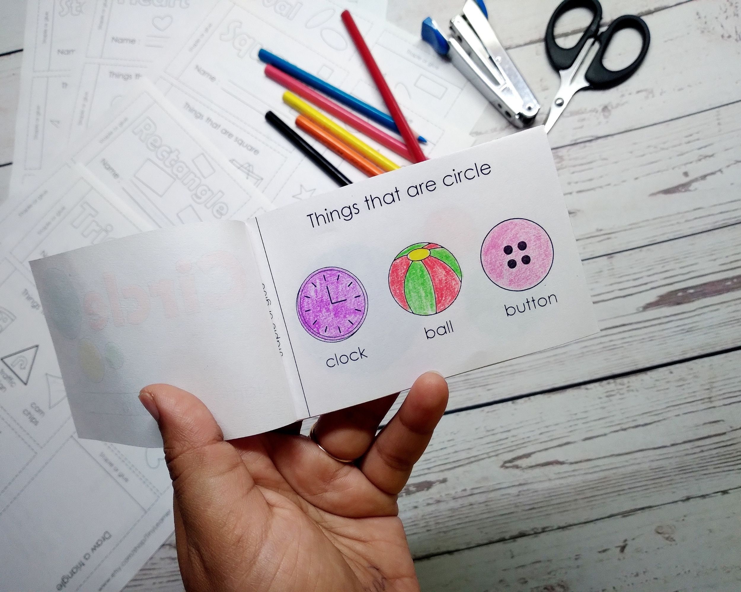 Printable Shapes Activity Book for Toddlers, Printable Shapes Flipbook ...