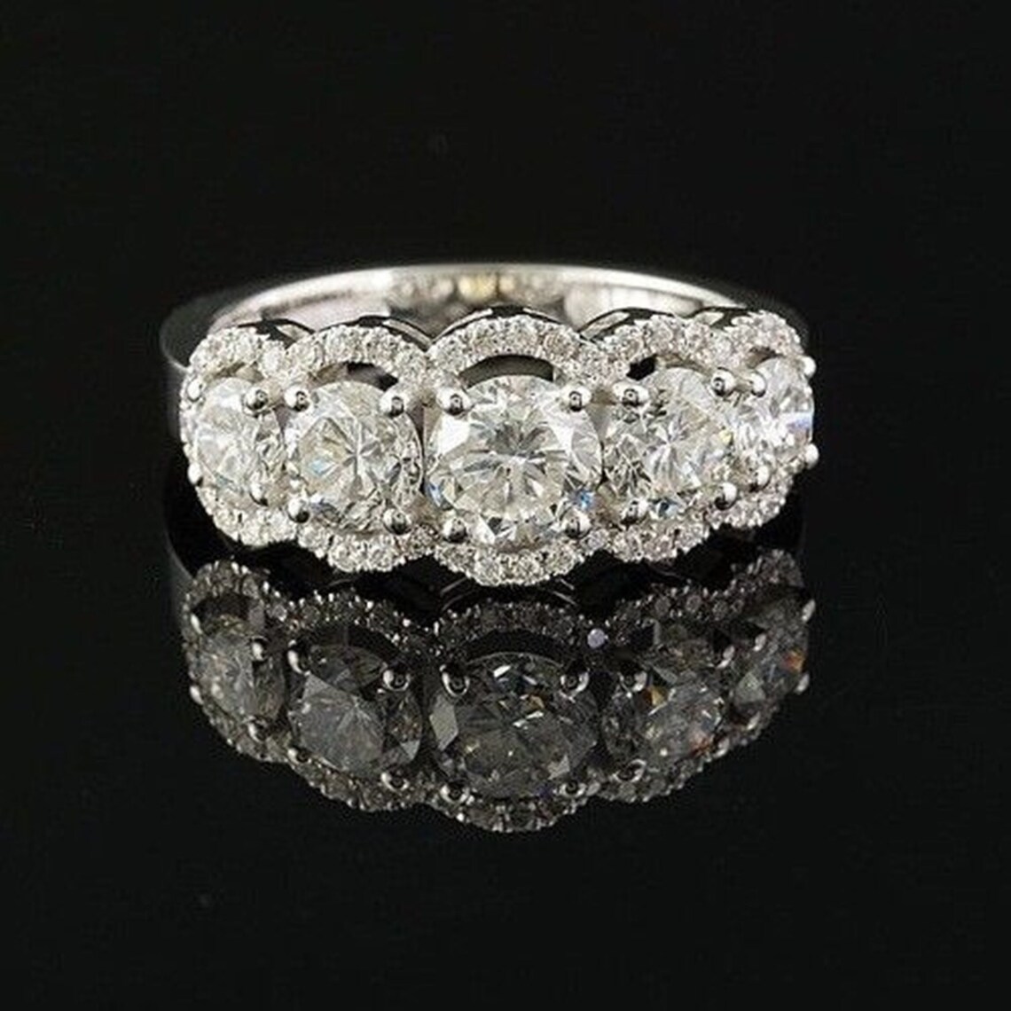 Five Stone Round Diamond Wedding Ring / Handamde Jewellery / - Etsy