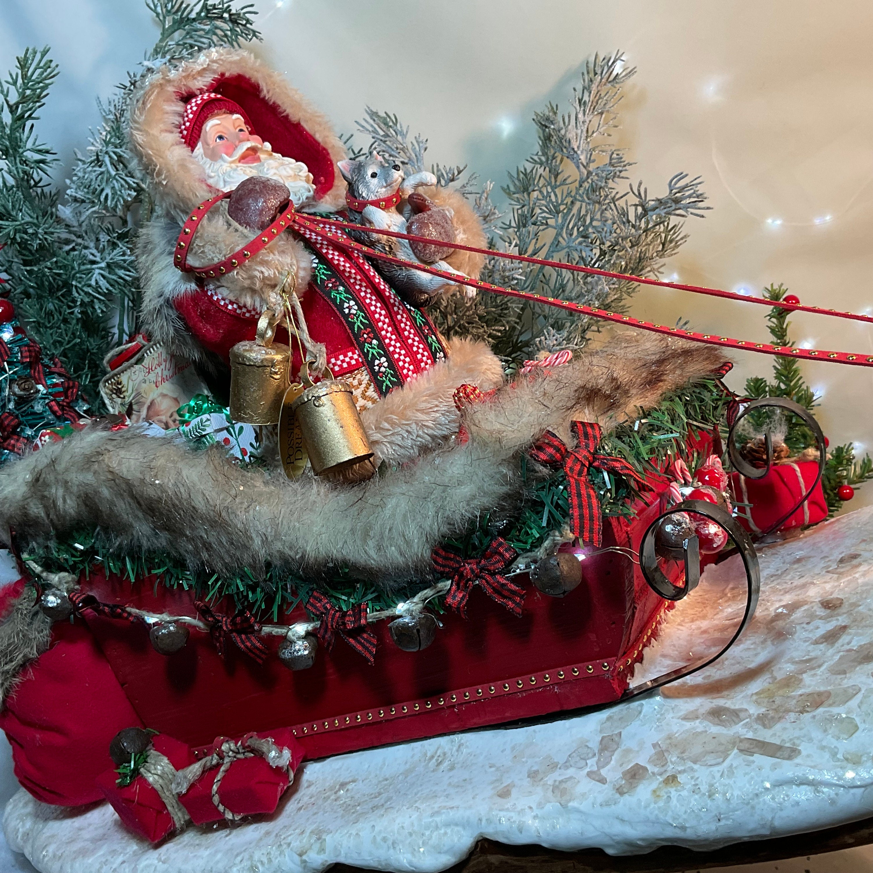 Pre-lit Christmas Diorama. Eskimo Santa & Wooden Sleigh Pulled - Etsy