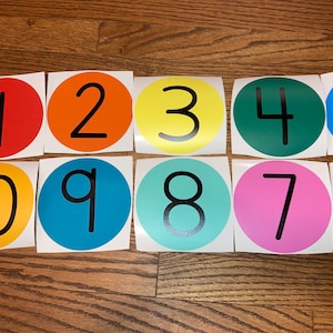 Classroom Line up Dots / Paw Prints / Classroom Decor / Floor Dot ...