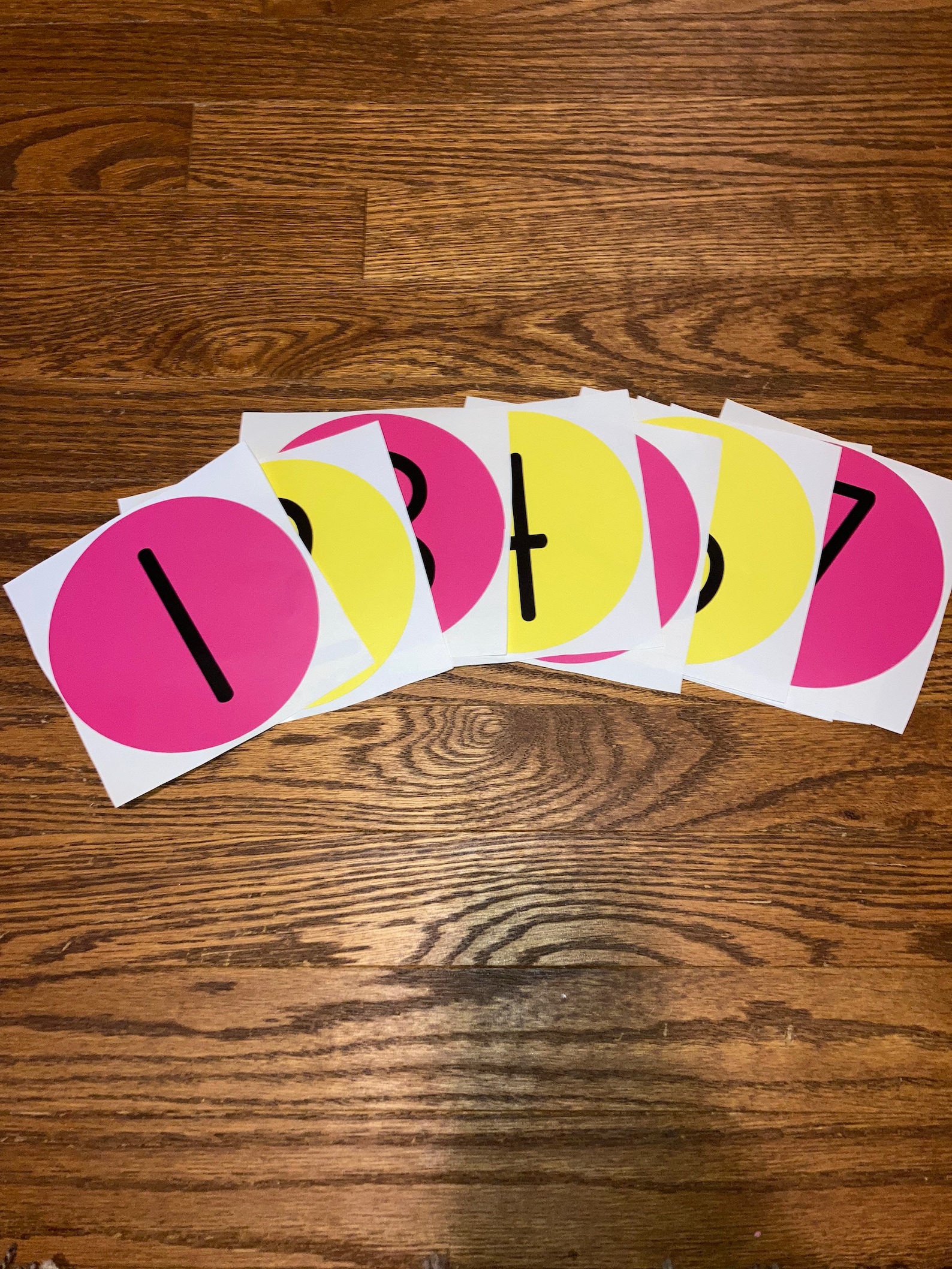 Classroom Line up Dots / Paw Prints / Classroom Decor / Floor Dot ...