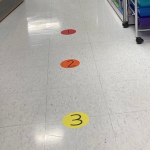 Classroom Line up Dots / Paw Prints / Classroom Decor / Floor Dot ...