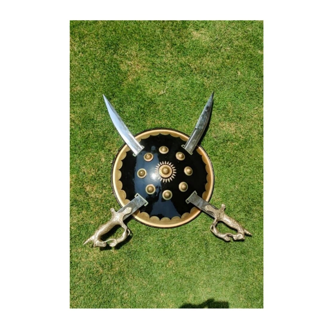 Talwar And Dhal Wallpaper