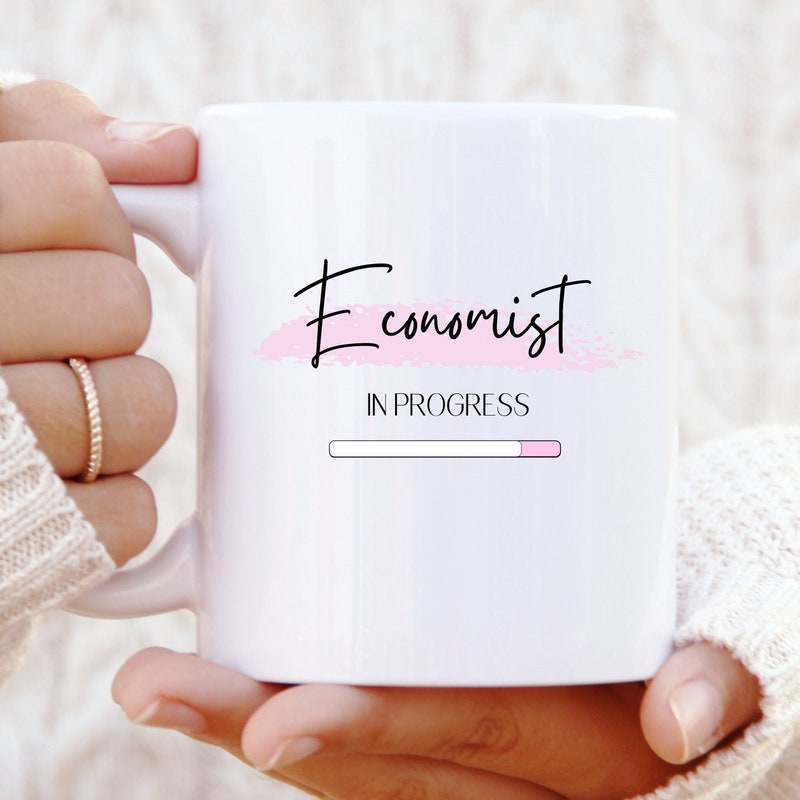 Gift for Economist - 60+ Gift Ideas for 2026